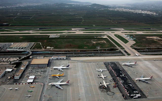 Βλάβη σε αεροσκάφος που ετοιμάζεται να προσγειωθεί στο Ελ. Βενιζέλος ...