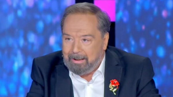 J2US:Όχι που θα τον άφηνε ο Κοκλώνης τον Φασουλή.Του την είπε με το γάντι. – Net-time.gr