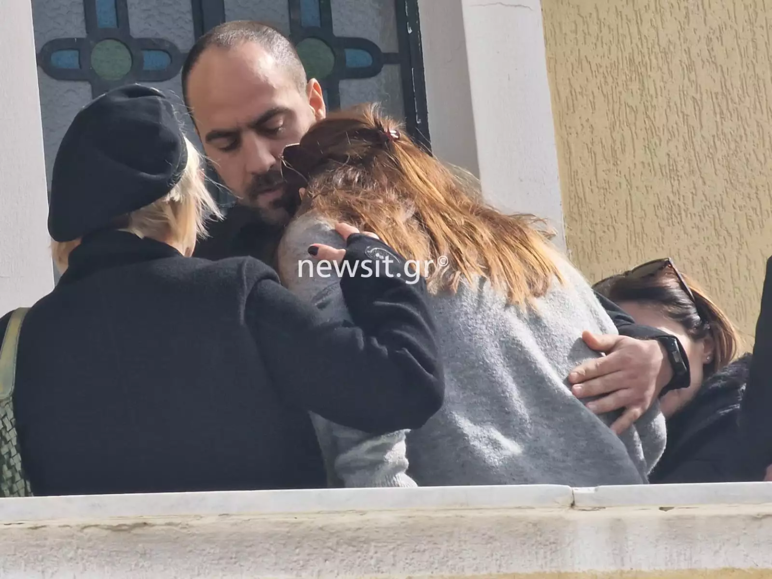 Νίκαια: Σπαρακτικό το τελευταίο “αντίο” στον 39χρονο που βρήκε τραγικός ...